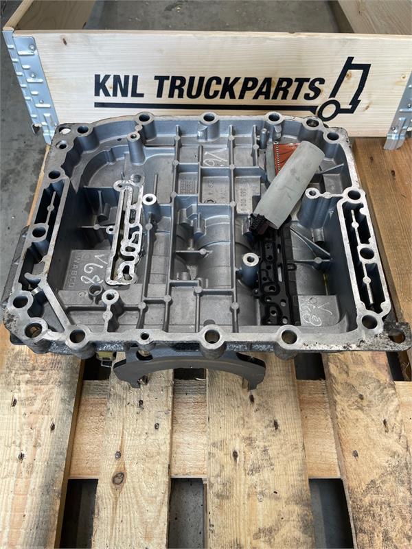 Volvo ISHIFT SHIFTING HOUSE COMPLETE 21571886 | Lastbilbasen