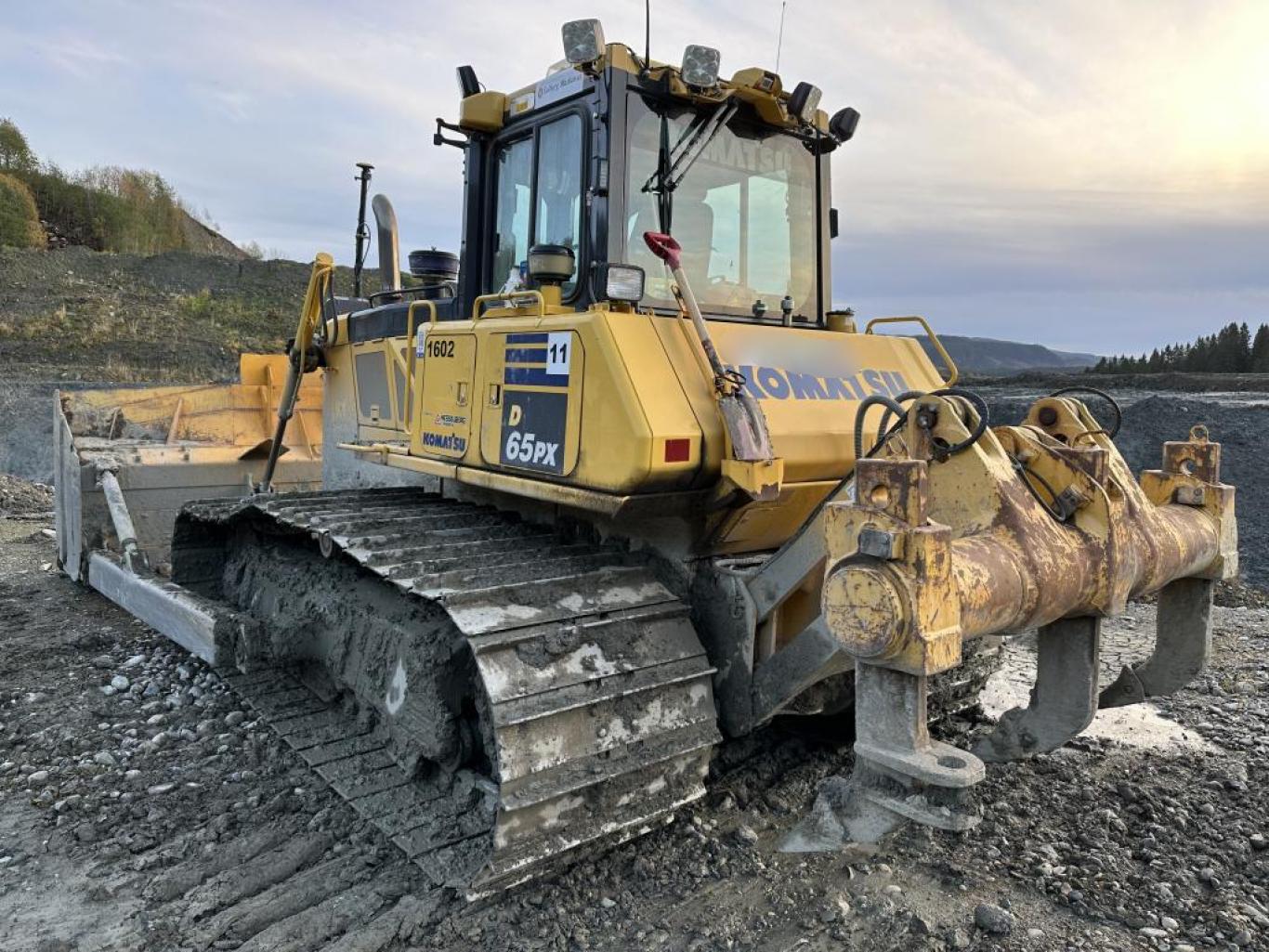 Komatsu D65PX-18 dozer | Lastbilbasen