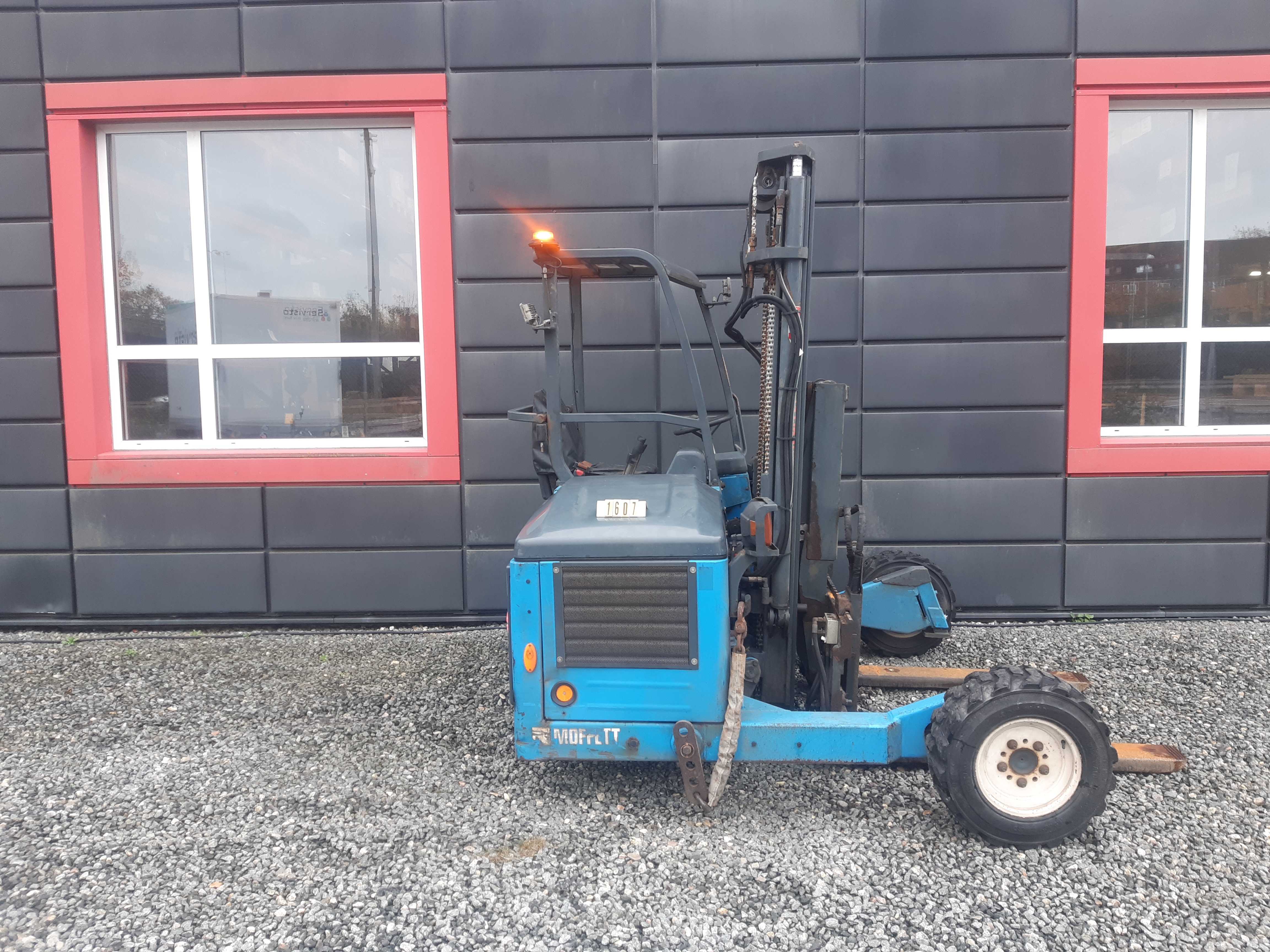 Moffett M4 25.3 NX | Lastbilbasen