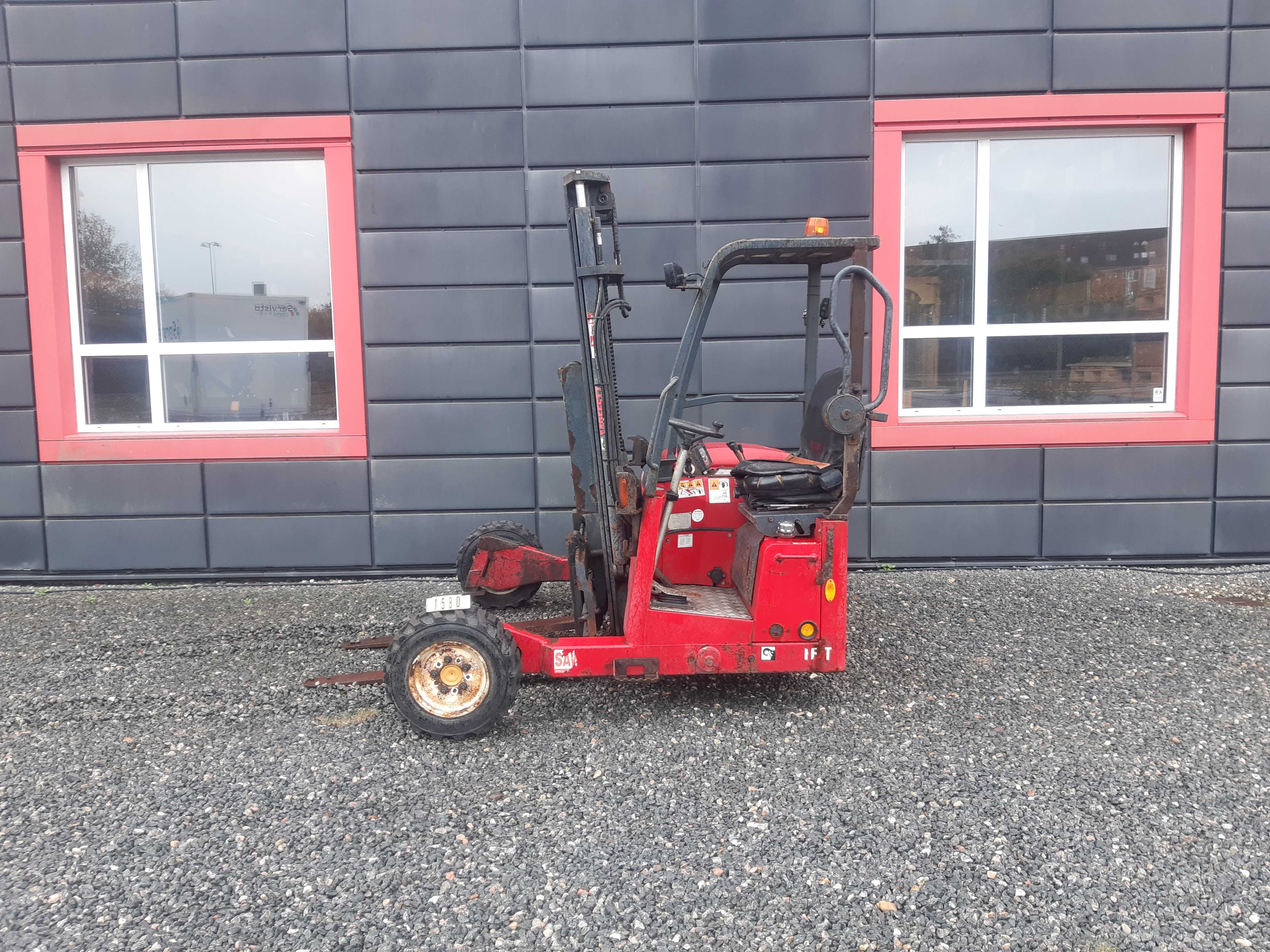 Moffett Moffett M4 25.3 | Lastbilbasen