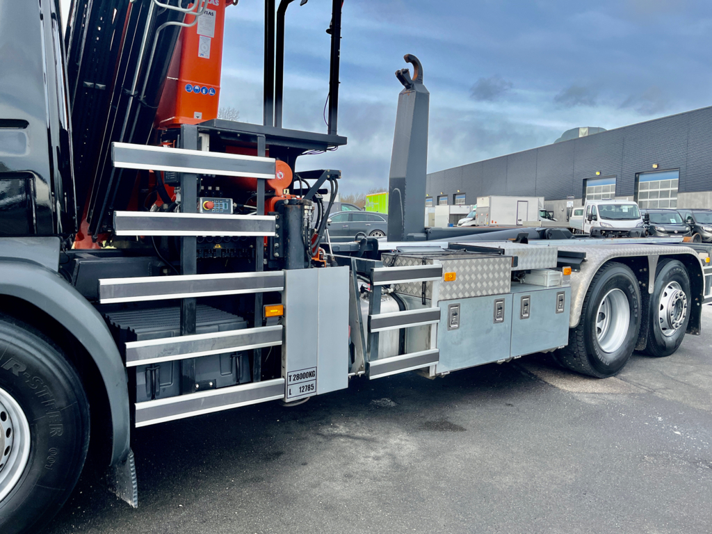 Scania P360 VDL Kroghejs med Atlas 206.3E kran | Lastbilbasen