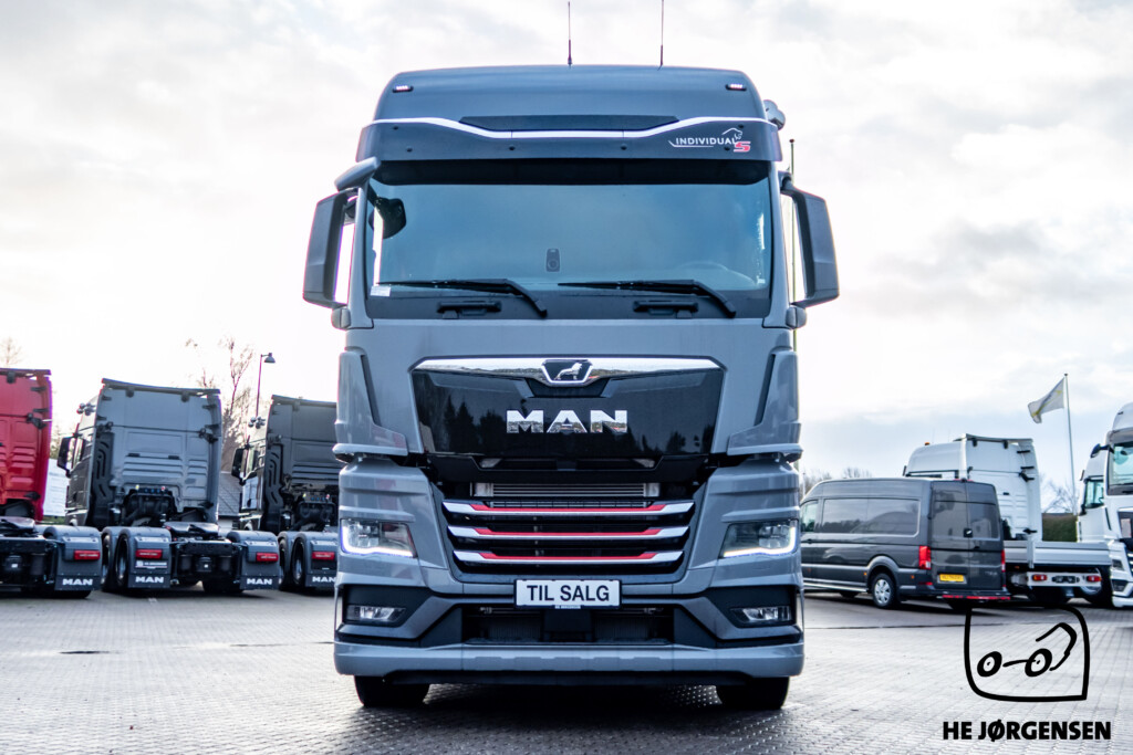 MAN TGX 26.520 6x2/2 BL SA “Individual Lion S” | Lastbilbasen