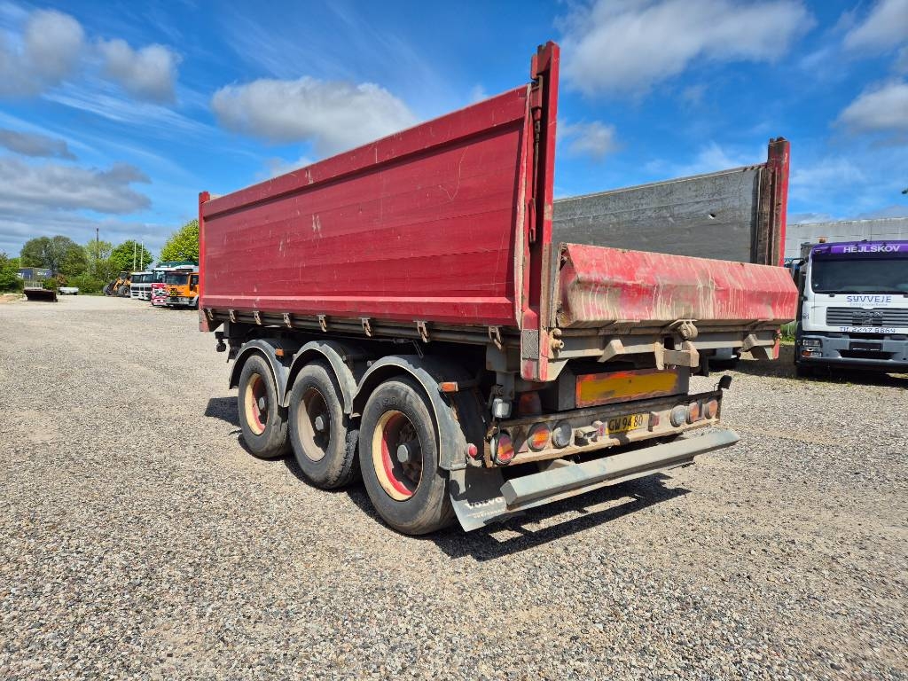 NOPA 3 axle tipper | Lastbilbasen